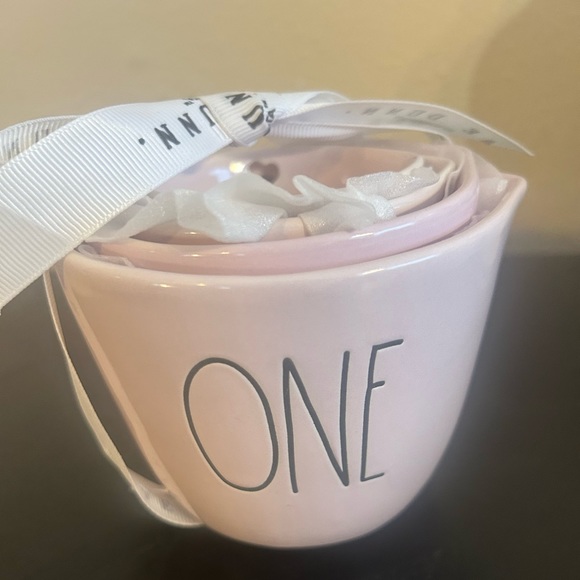 Rae Dunn | Kitchen | Rae Dunn Barely Pink Measuring Cups | Poshmark